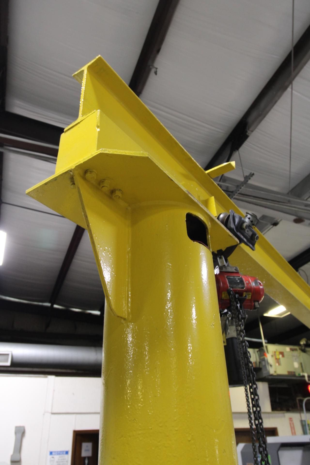 PEDESTAL CRANE, 1/4 T. CAP., w/ Aro 1 T. air hoist, approx. 8' under ...