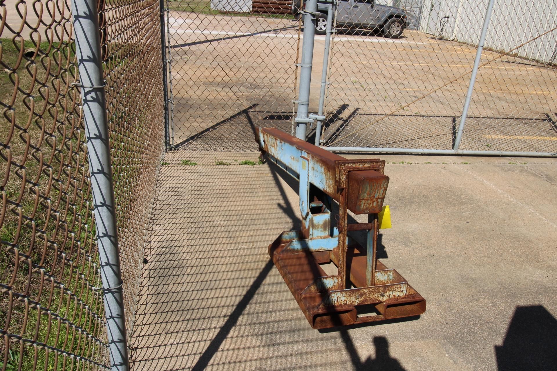 FORKLIFT BOOM, ADJUSTABLE JIB BOOM CRANE, 5' min. reach