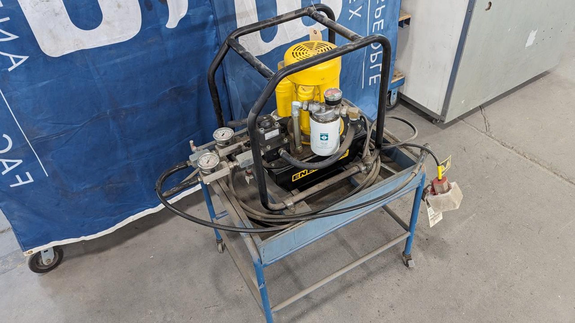 ENERPAC, HYDRAULIC POWER PACK WITH EXTENDED AND RETRACT MANUAL OPERATION