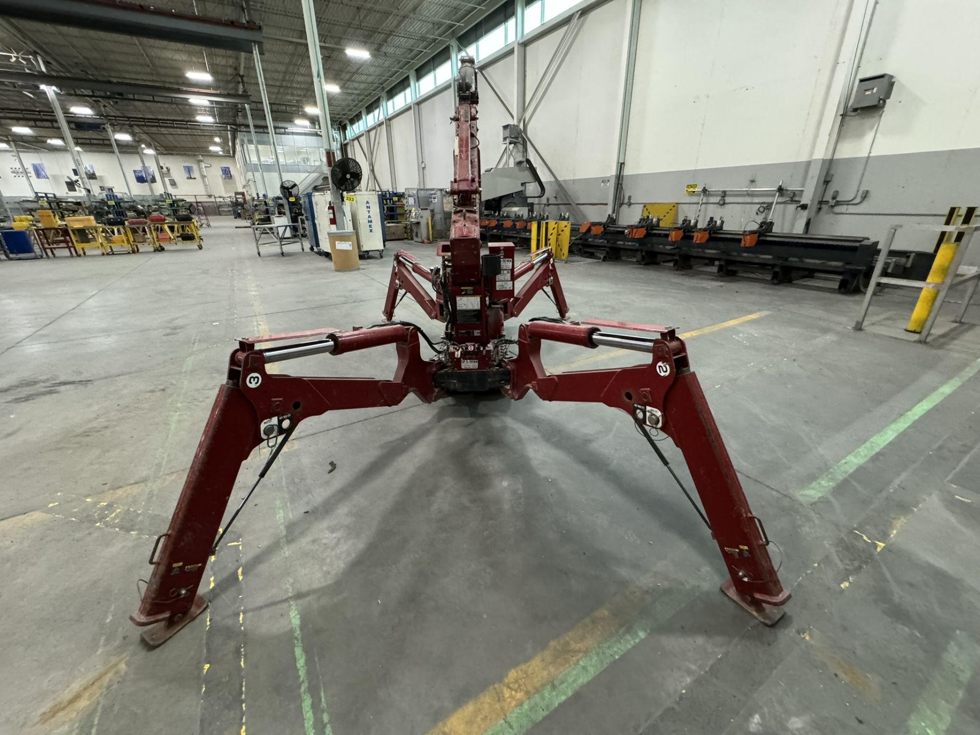 UNIC, SPYDERCRANE, URW295CP1UR, 6,450 LBS., BATTERY POWERED, MINI ...