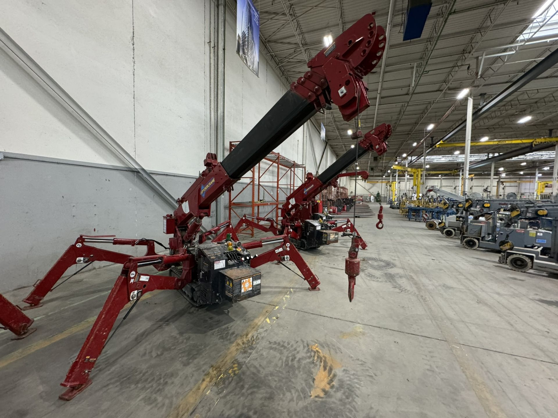 UNIC, SPYDERCRANE, URW295CP1UR, 6,450 LBS., BATTERY POWERED, MINI ...