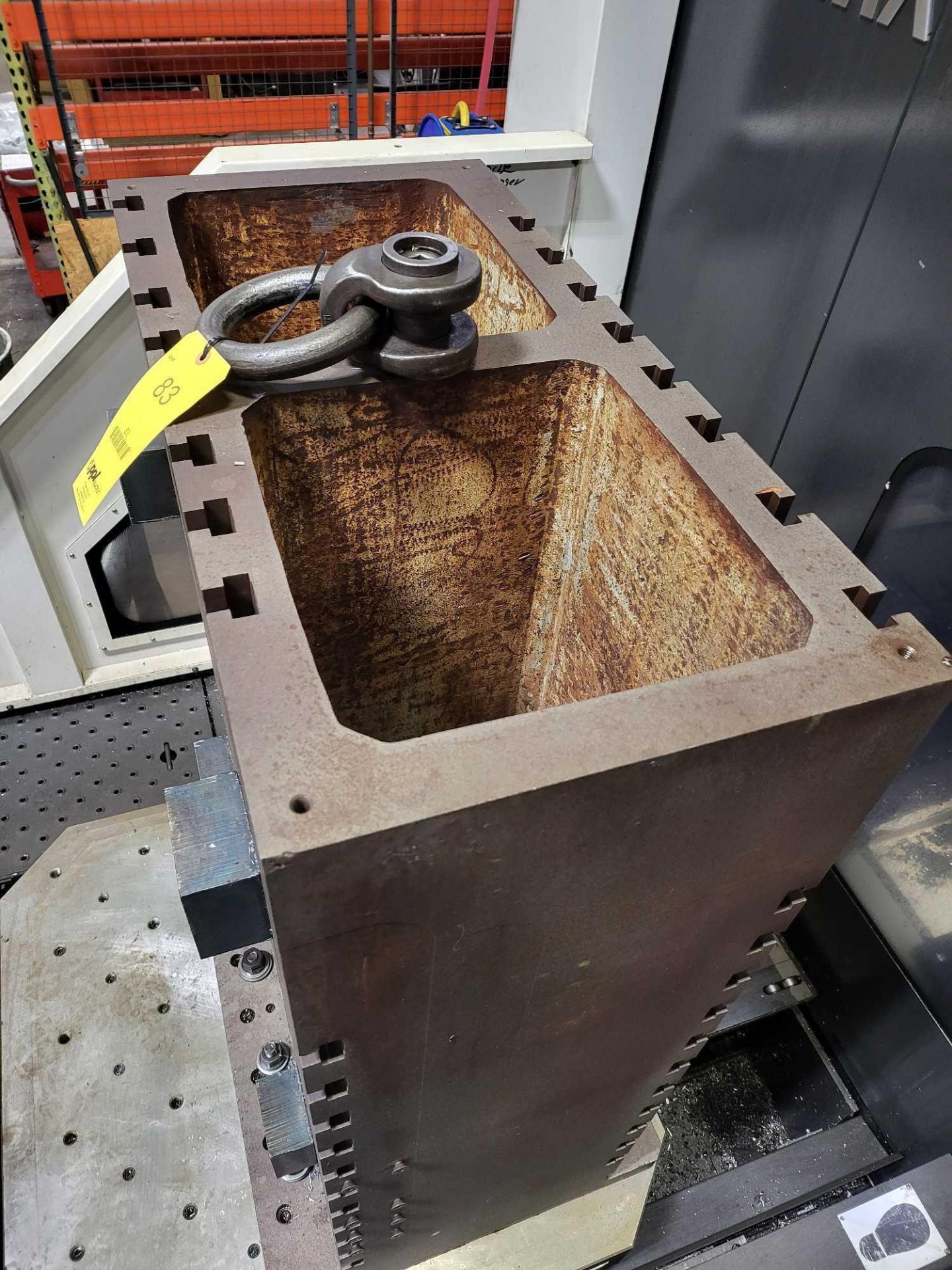 32-5/8" x 24" Machine Pallet w/16-3/16" x 32-9/16" x 47-5/8" Tall T ...