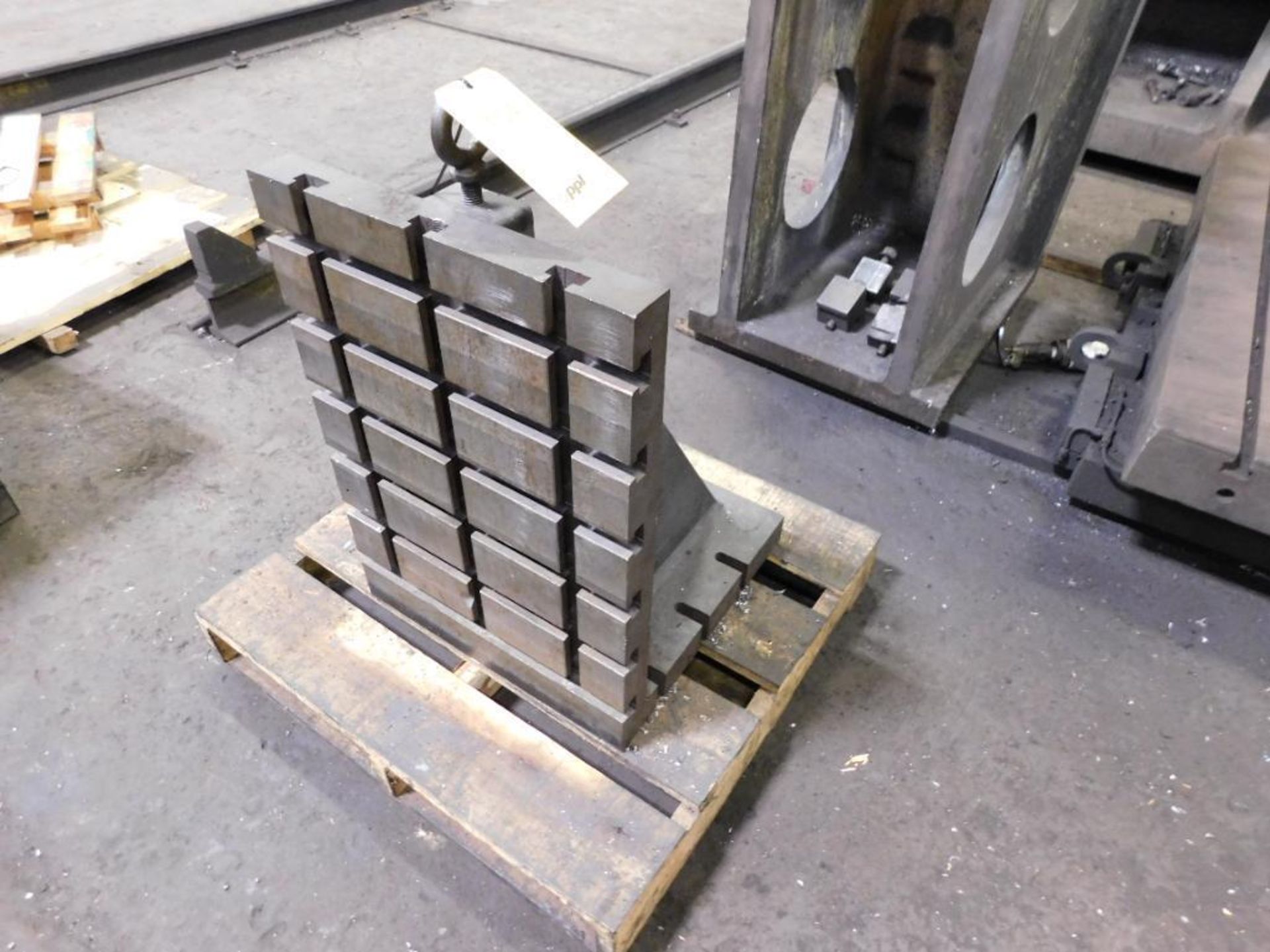 18" x 26" T-Slot Angle Plate