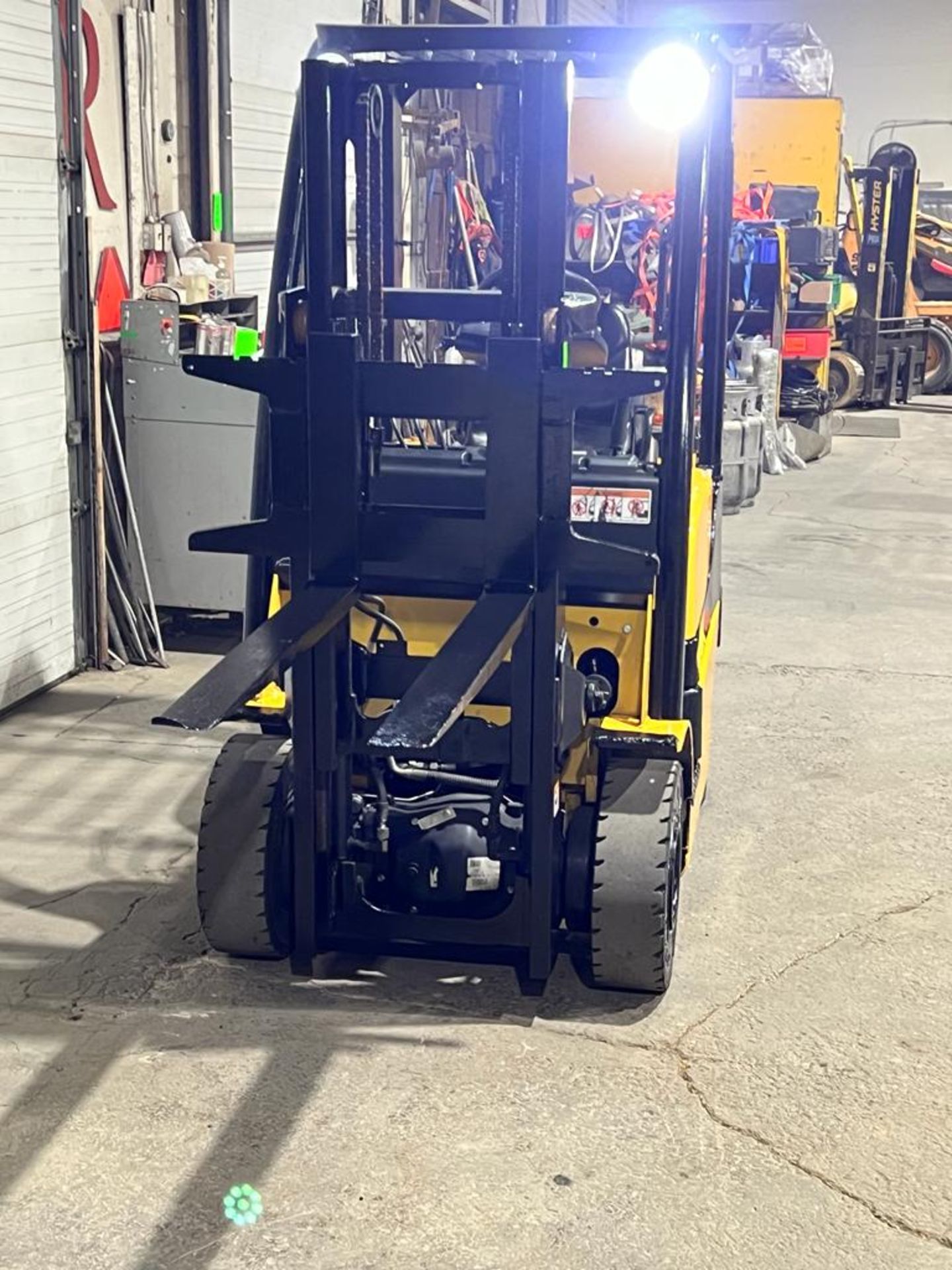 2016 Yale 3,000lbs Capacity LPG (Propane) Forklift INDOOR / OUTDOOR ...