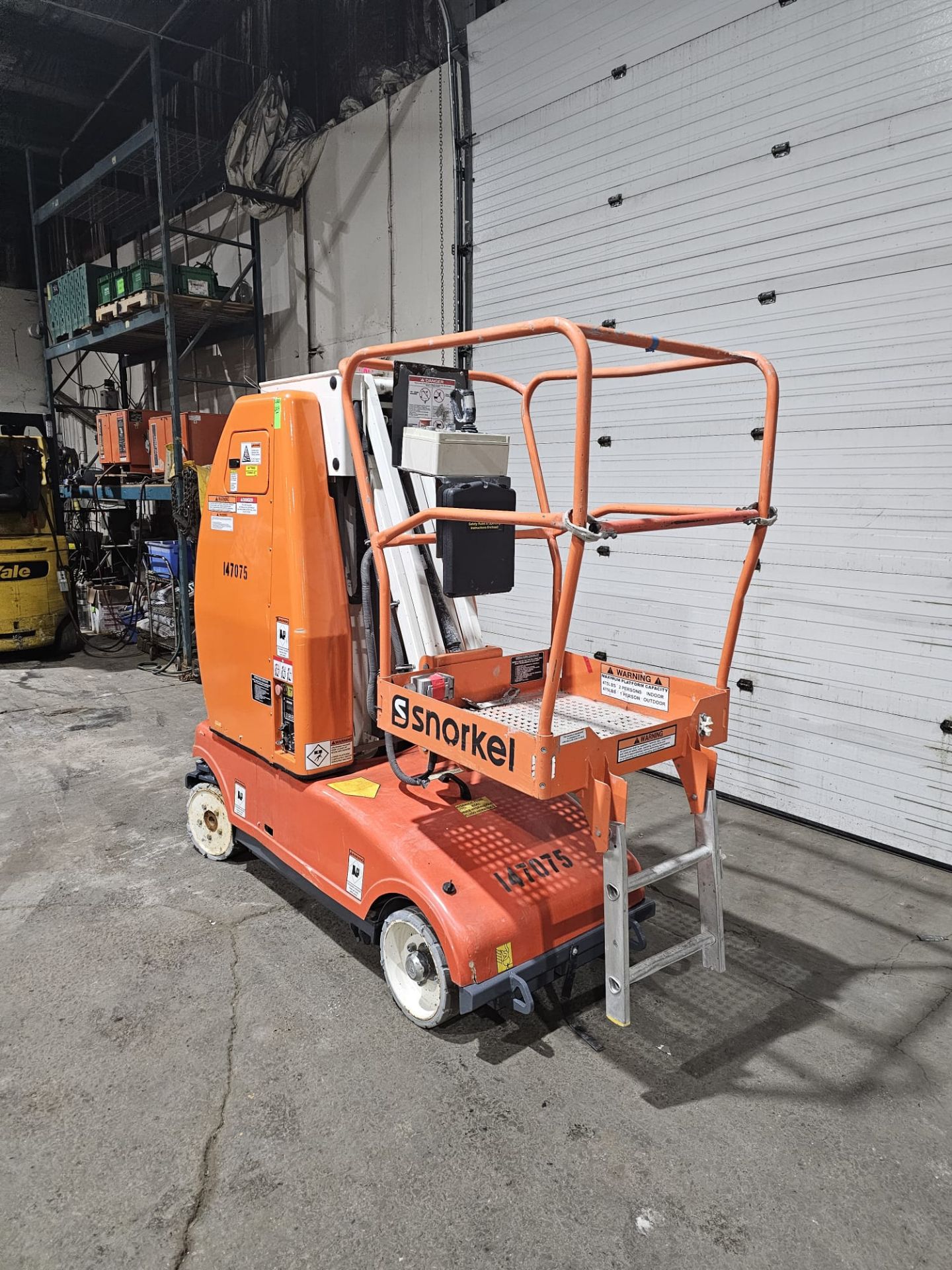 2019 Snorkel Model MB20J Mast Boom Lift Unit ManLift with 26' Working Height 24V Indoor Non-Marki