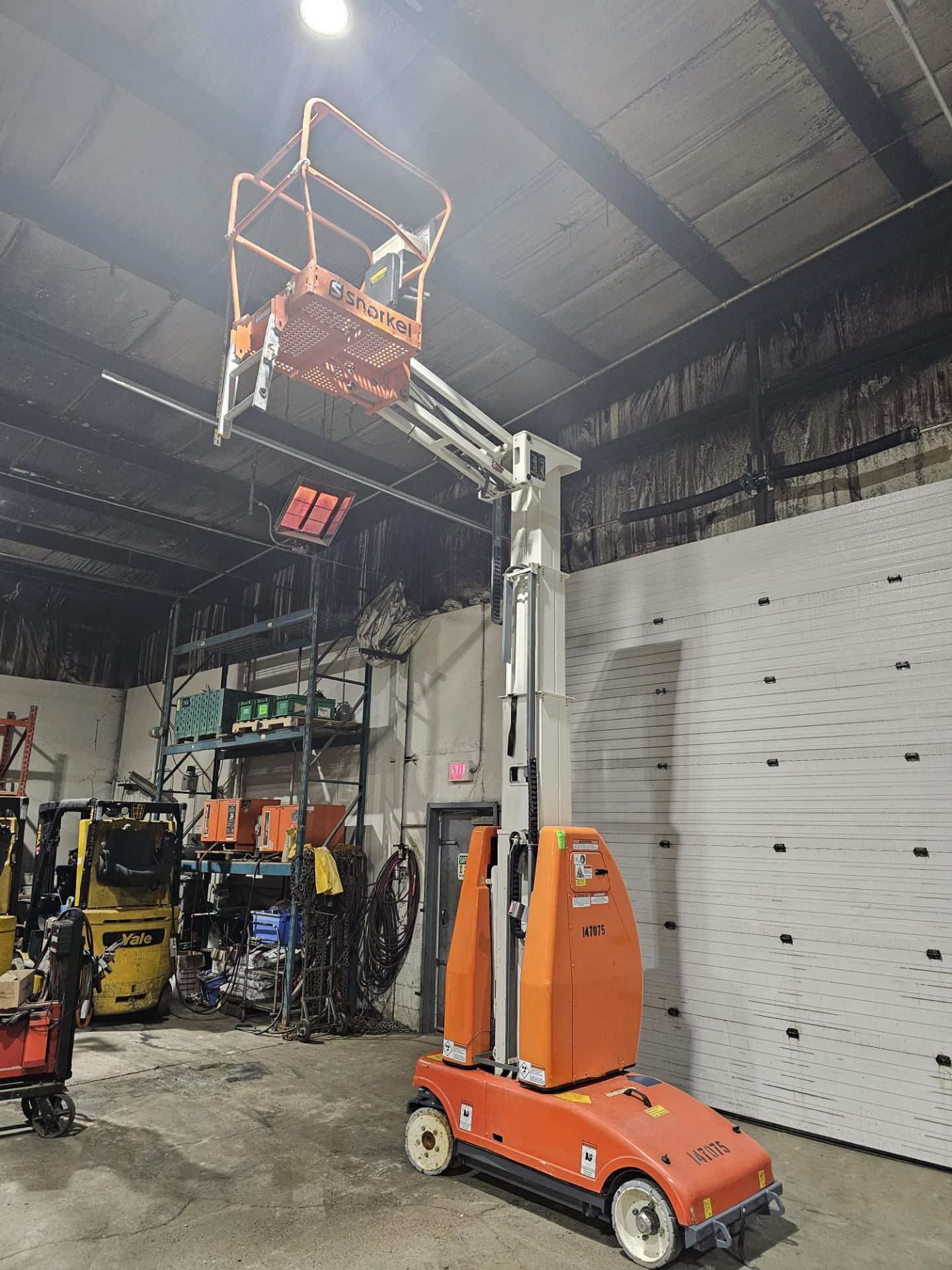 2019 Snorkel Model MB20J Mast Boom Lift Unit ManLift with 26' Working Height 24V Indoor Non-Marki