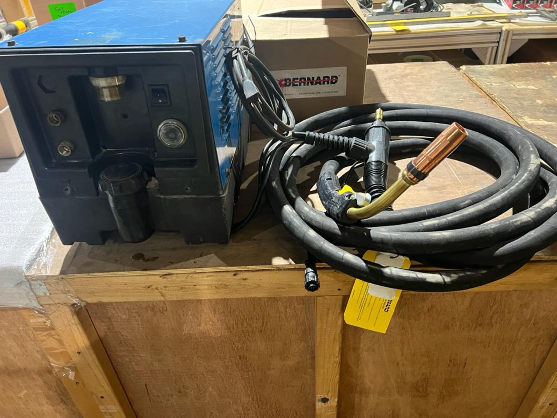 NEW Bernard Water Cooled High Capacity Mig Gun with Miller Cooler 600 ...