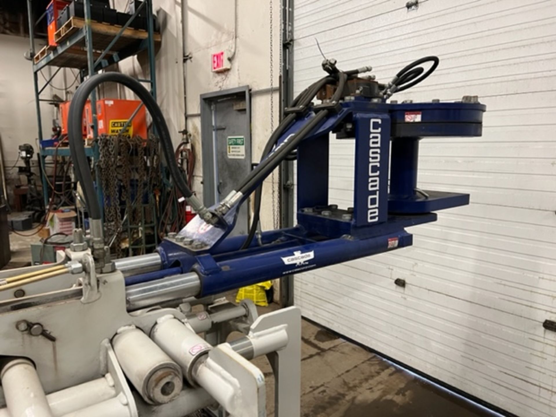 Cascade Forklift Attachment - Forklift Box Skid Grapple Clamp Unit MINT