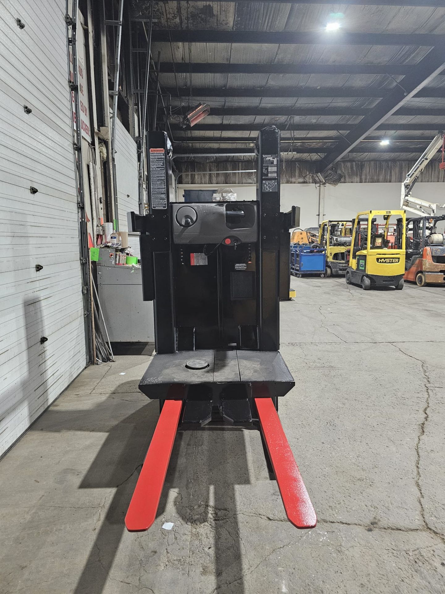 Raymond Order Picker 2200lbs capacity electric Powered Pallet Cart 24V ...