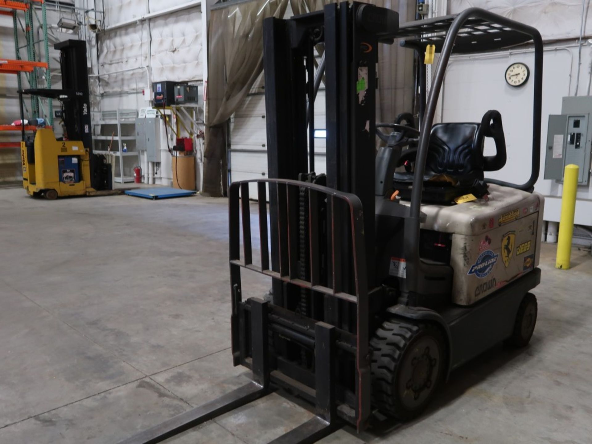Crown 4000 Series Electric Forklift Model FC4020-50TT188, 4,600 Lb Cap ...