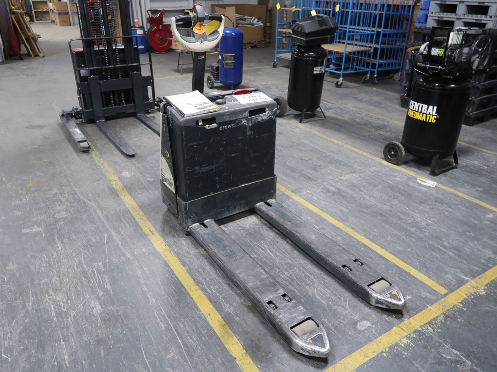 Crown 3000 Series Electric Walk Behind Pallet Truck Model WP3035-45 S/N ...