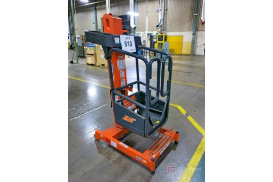 JLG Lift Pod Model FT70 40V Cordless, Max Weight Cap. 330-Lbs, Max ...