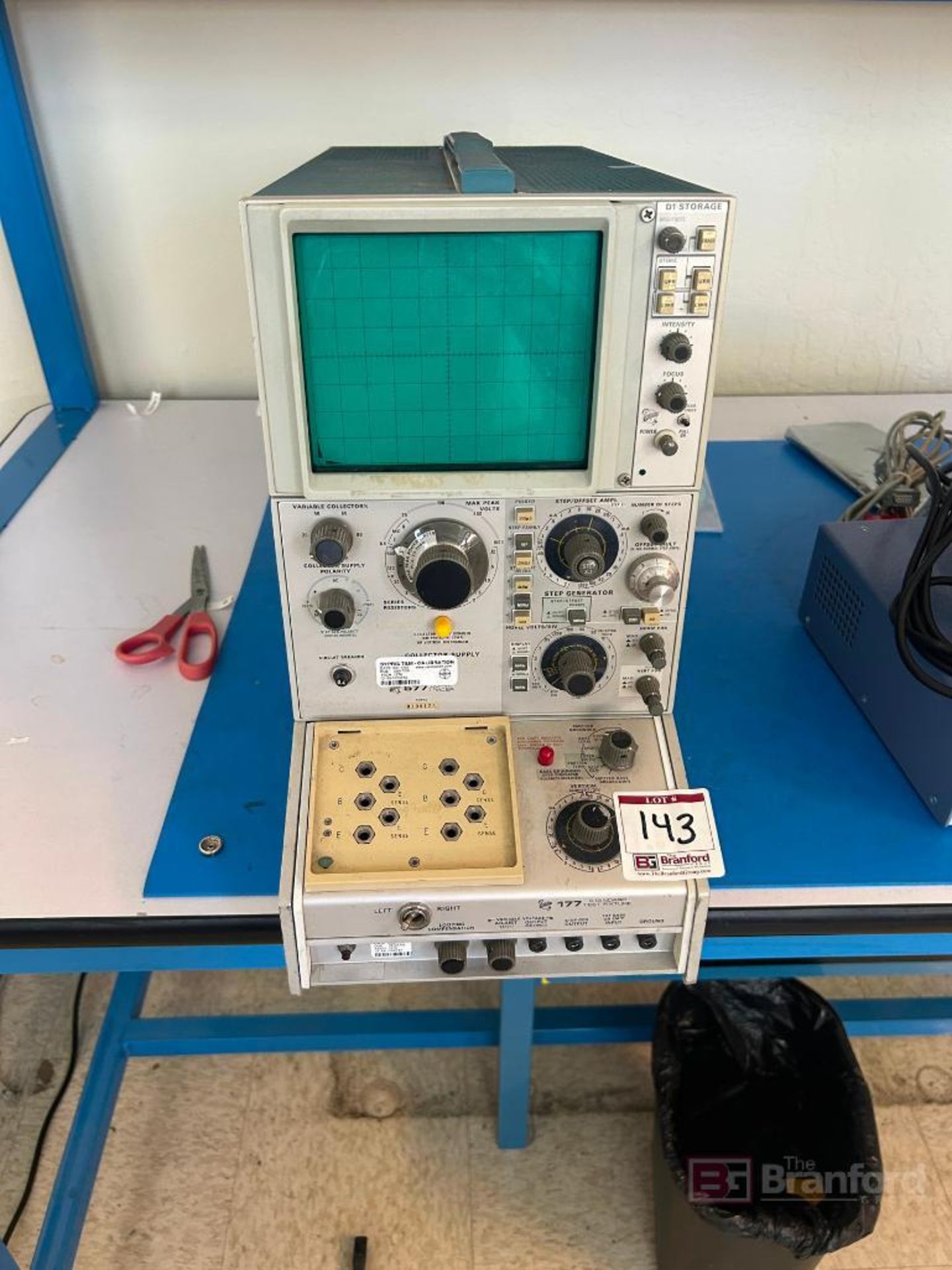 Tektronix 577 Curve Tracer
