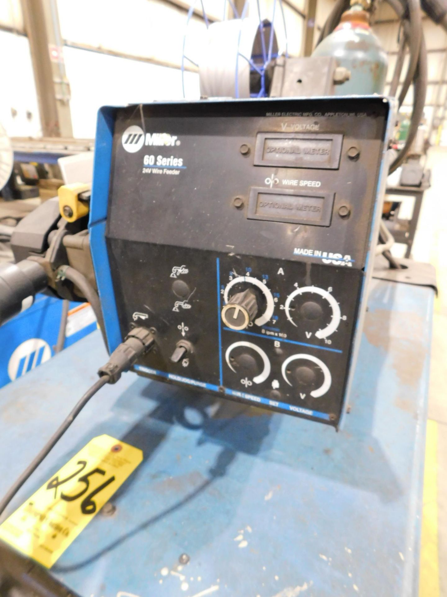 Miller Deltaweld 452 Mig Welder, s/n KH567372, Miller 60 Wire Feed, Mig ...