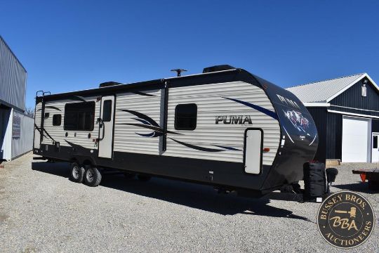 2019 Palomino Puma 32 FT Camper, Bumper pull, 2 Slide outs, Sleeps 6 ...