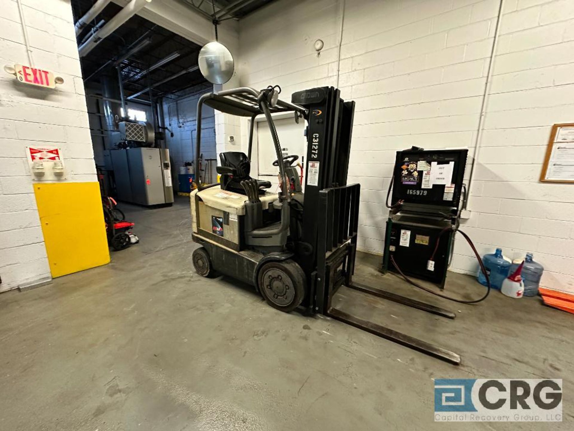 2011 Crown Electric 4-Wheel Sitdown Forklift, model FC4010-40TT188, S/N ...