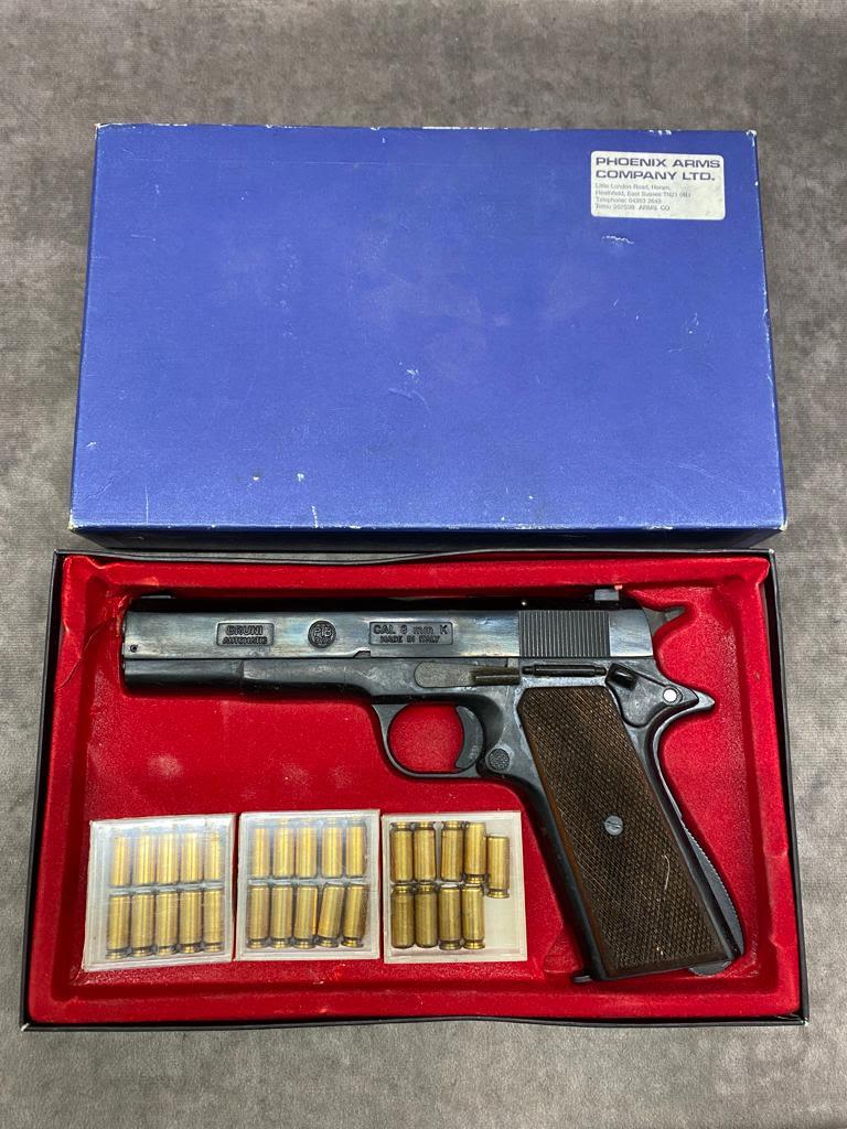 A Bruni automatic 8 mm replica gun