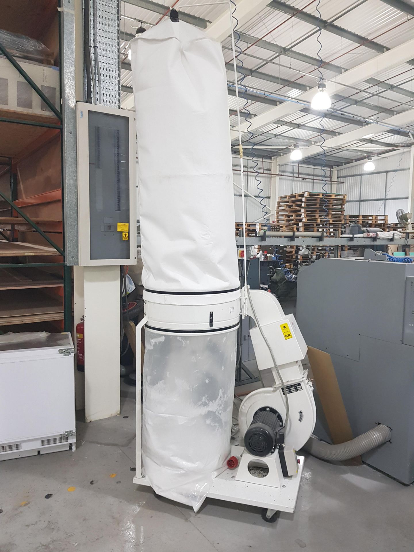 TOTAL EXTRACTION SOLUTIONS SF 209BH MOBILE DUST EXTRACTOR (2006) 415V ...