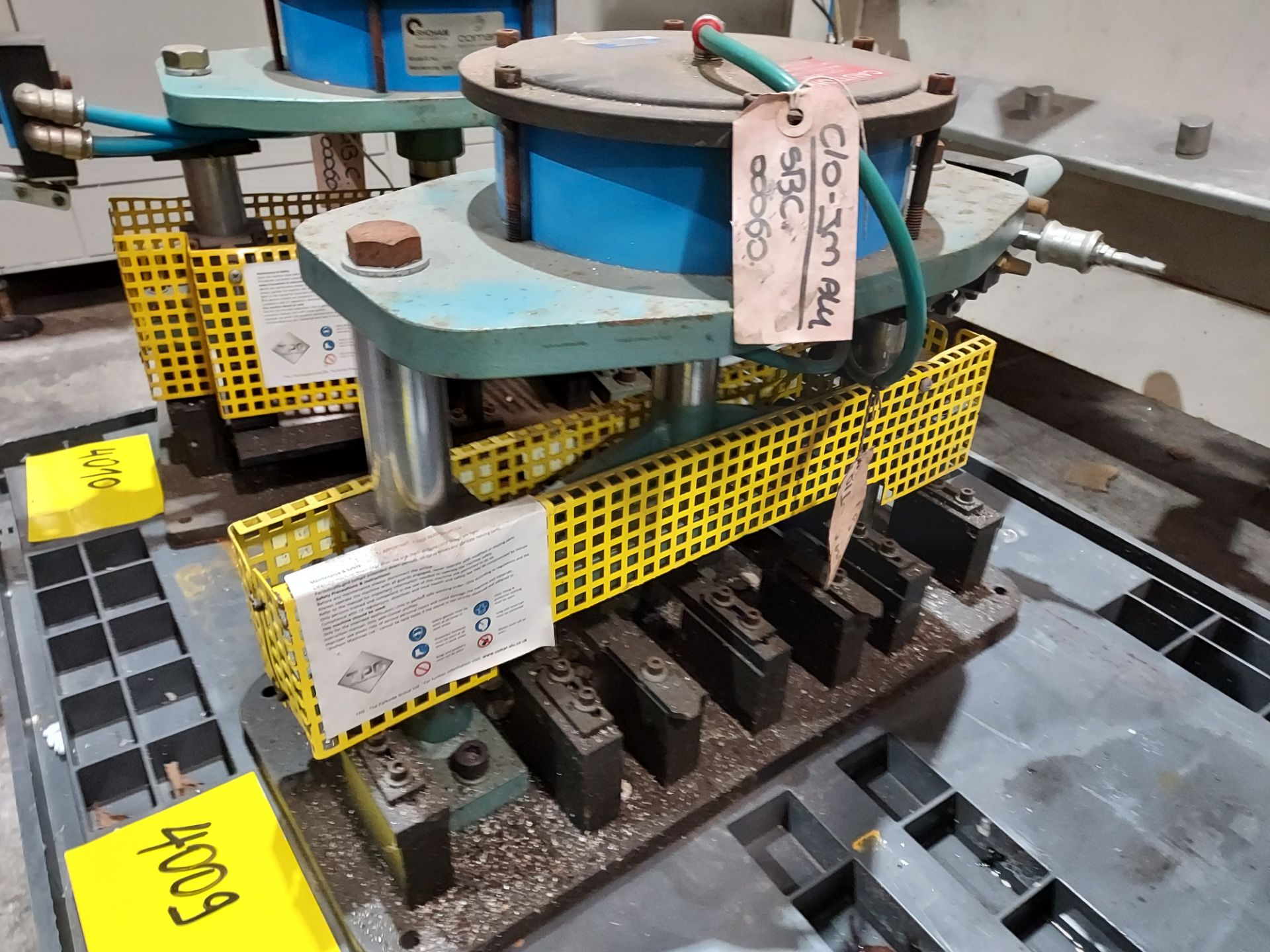 SHOHAM COMAR ALUMINIUM HOLE PUNCH ( MODEL : COM 5 ) MACHINE TYPE : T 10 ...