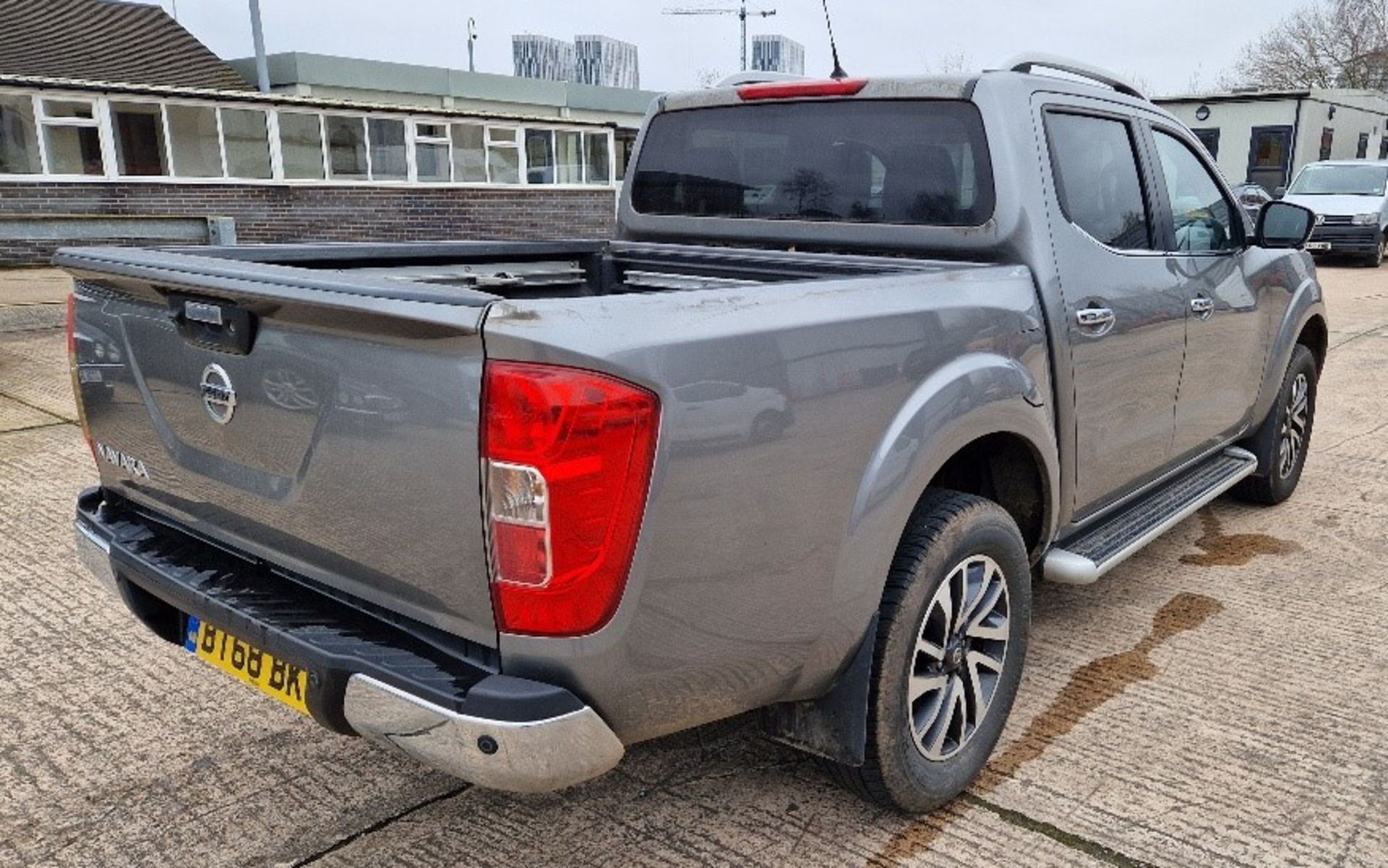 GREY NISSAN NAVARA TEKNA DCI AUTO DIESEL PICK UP TRUCK 2298CC FIRST ...