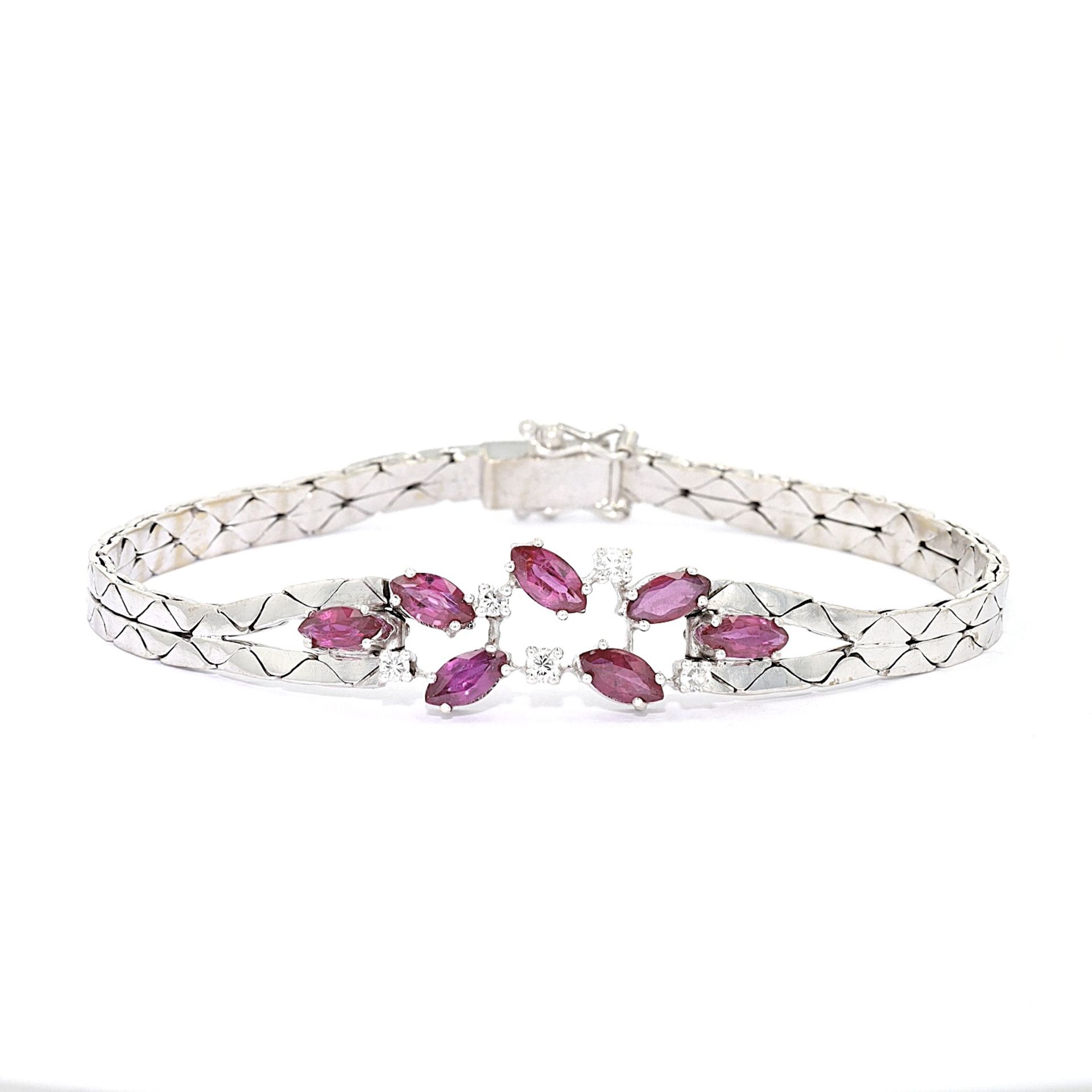 Armband mit Rubinen und Brillanten Material: 585 Weißgold Diamanten: 5 ...