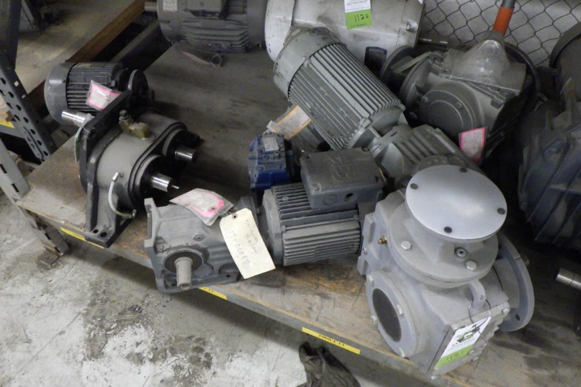 Lot of assorted rebuilt and used motors, ***{3rd Party Simple Rigging ...
