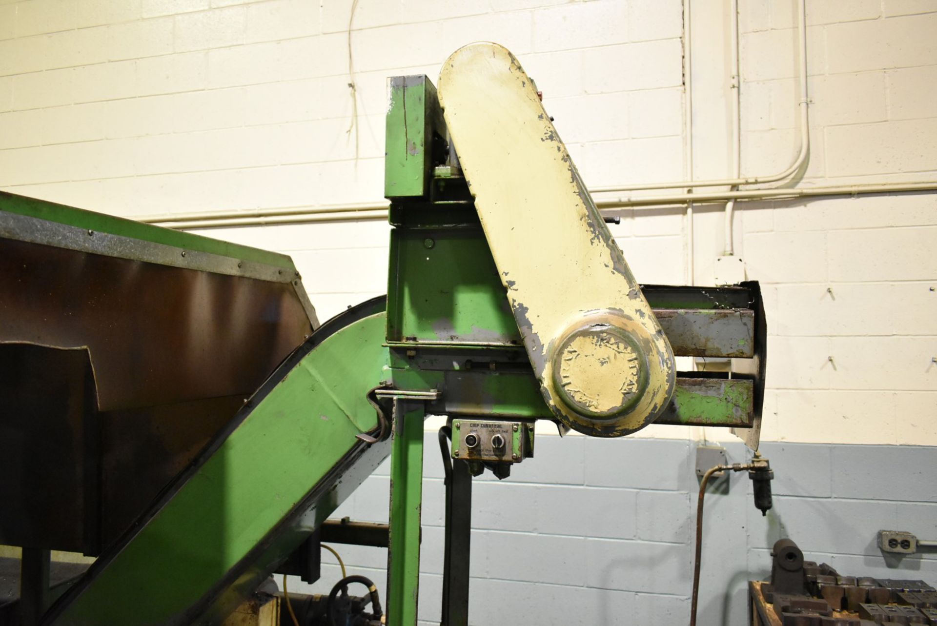 MONARCH PATHFINDER CNC ENGINE LATHE WITH GENERAL NUMERIC GN3 CNC ...