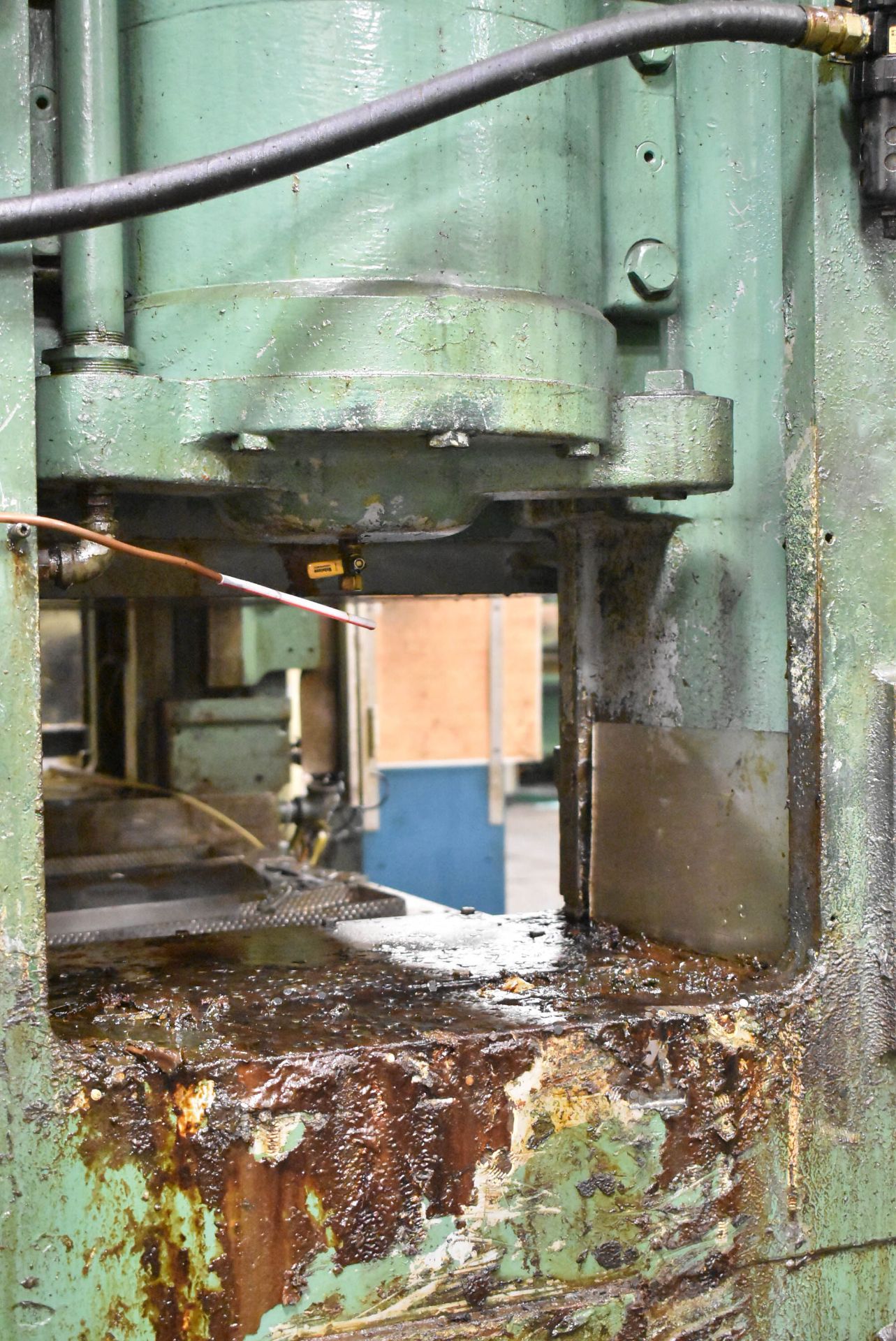MINSTER E2-250-54-36 HEVI-STAMPER 250 TON CAPACITY MECHANICAL STRAIGHT ...