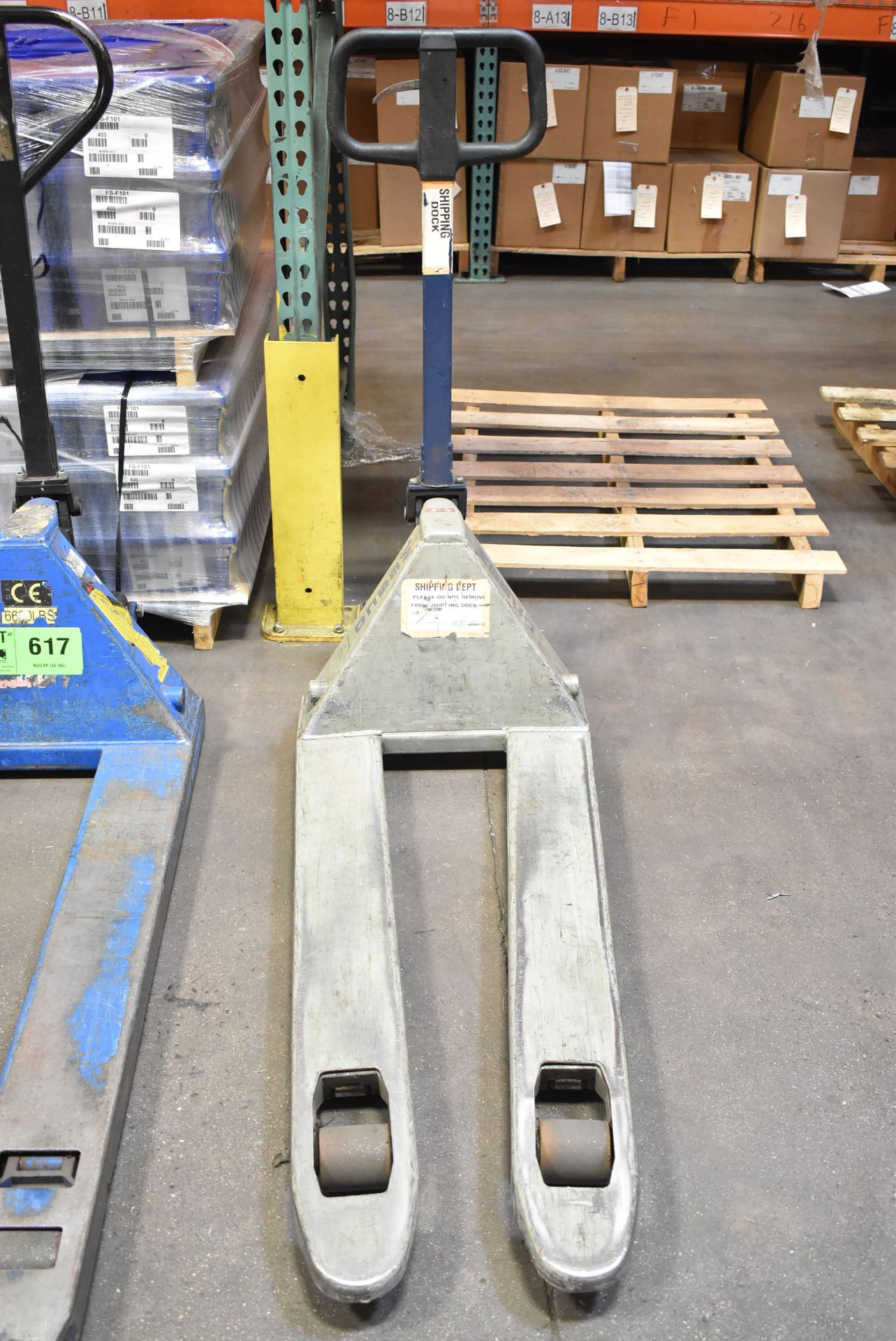 LOT/ (2) PALLET JACKS