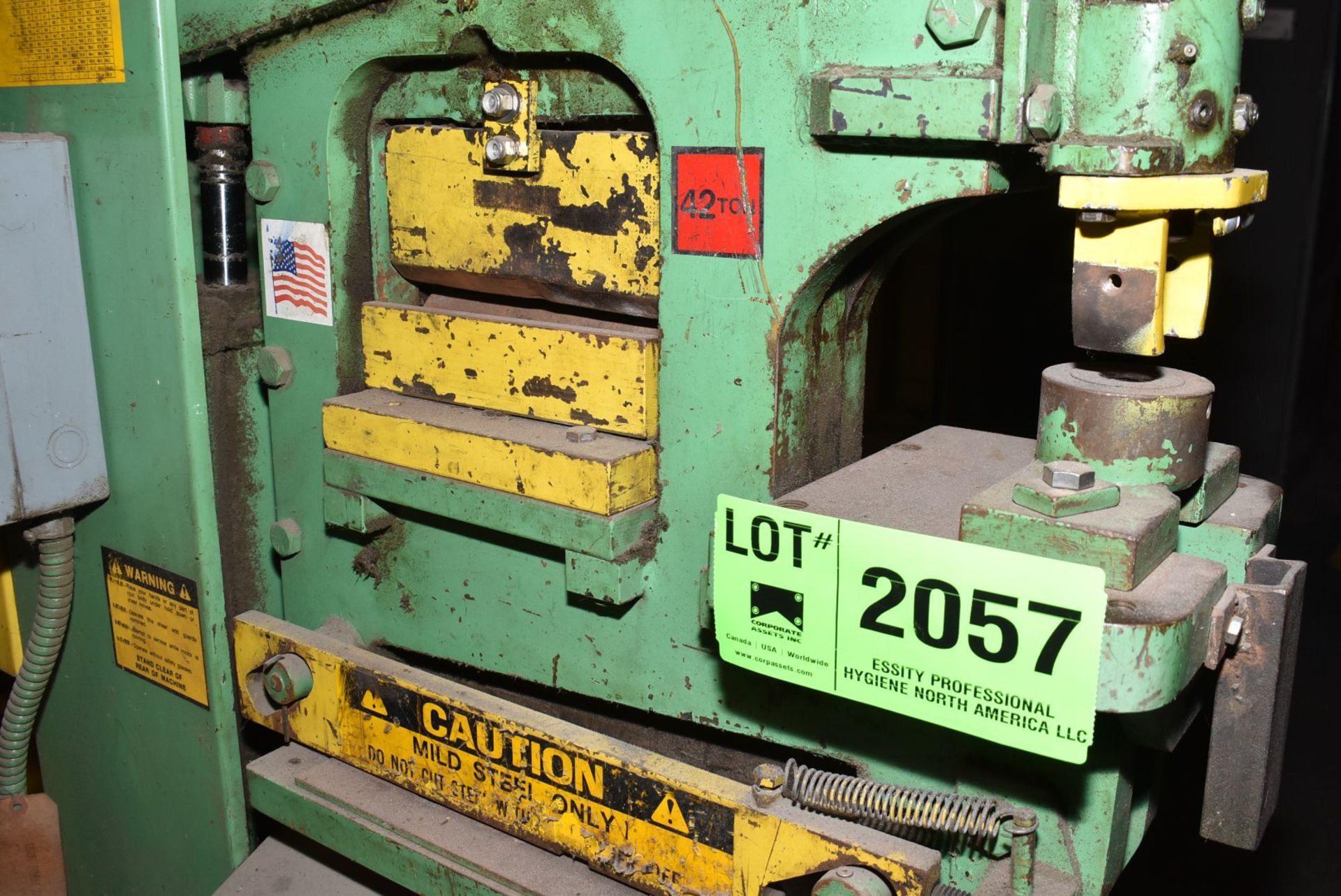 UNI-HYDRO 42-14 42 TON CAPACITY HYDRAULIC IRONWORKER WITH 1/2" X 10 ...