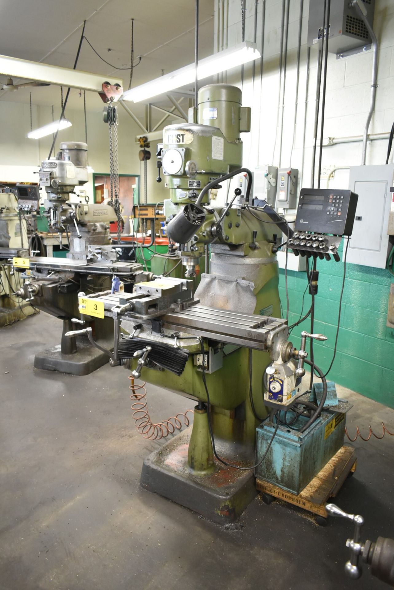 { Choice of lots: 3 } FIRST LC-1 1/2 VS VERTICAL MILLING MACHINE WITH 9 ...