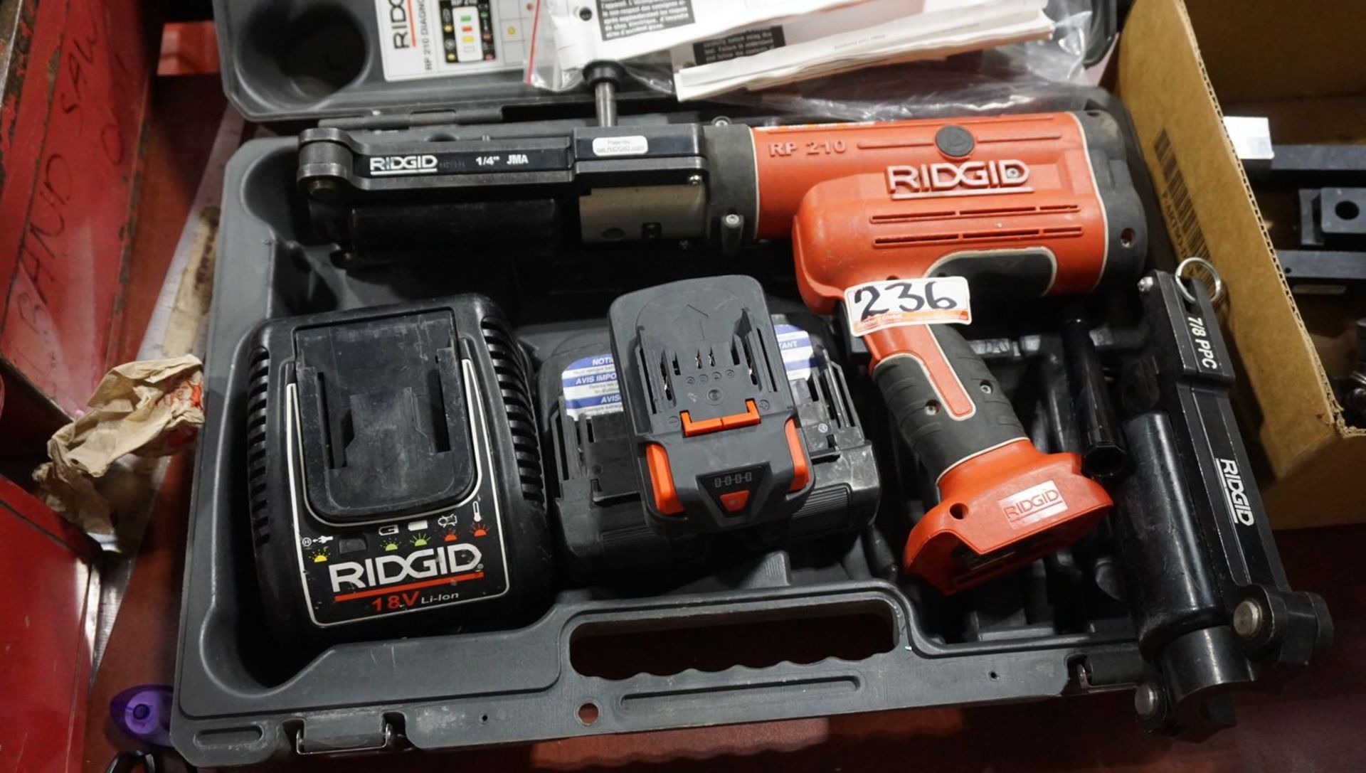 RIDGID RP-210 BATTERY PRESS TOOL KIT 18V W/ (3) BATTERIES, CHARGER, (2 ...