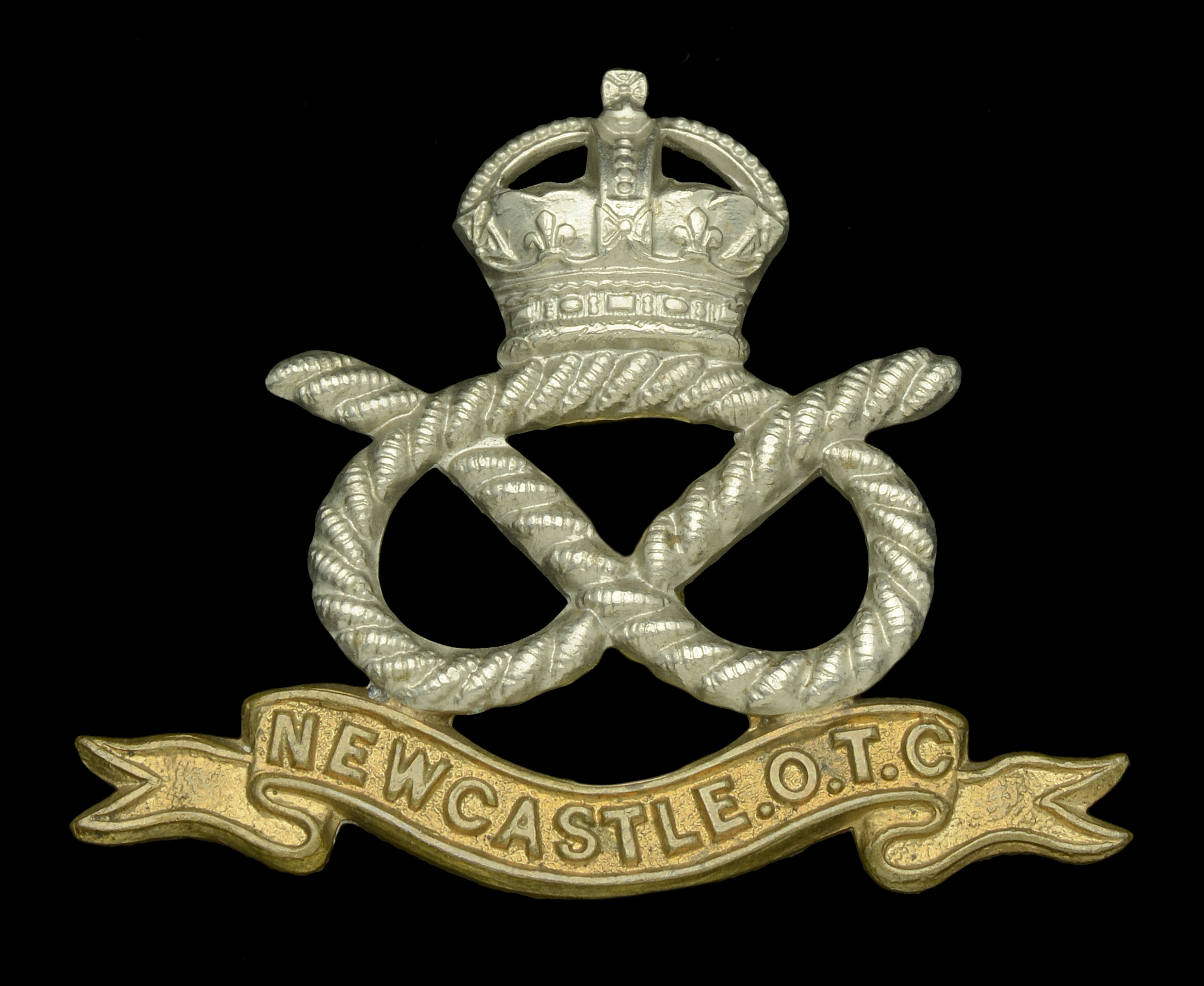 South Staffordshire Newcastle Officers Training Corps Cap Badge. A very ...
