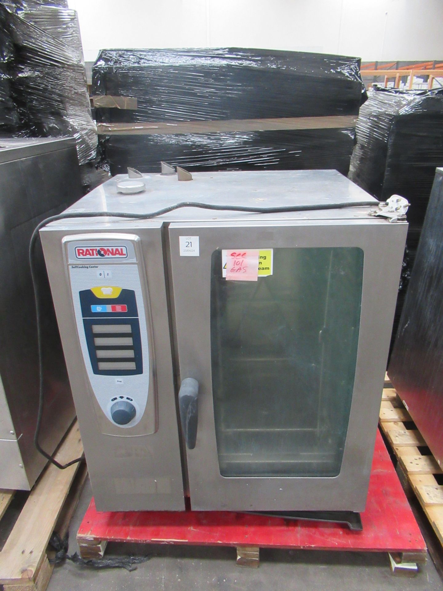 Rational Self Cooking Centre- Gas Powered Please note this lot has a £ ...