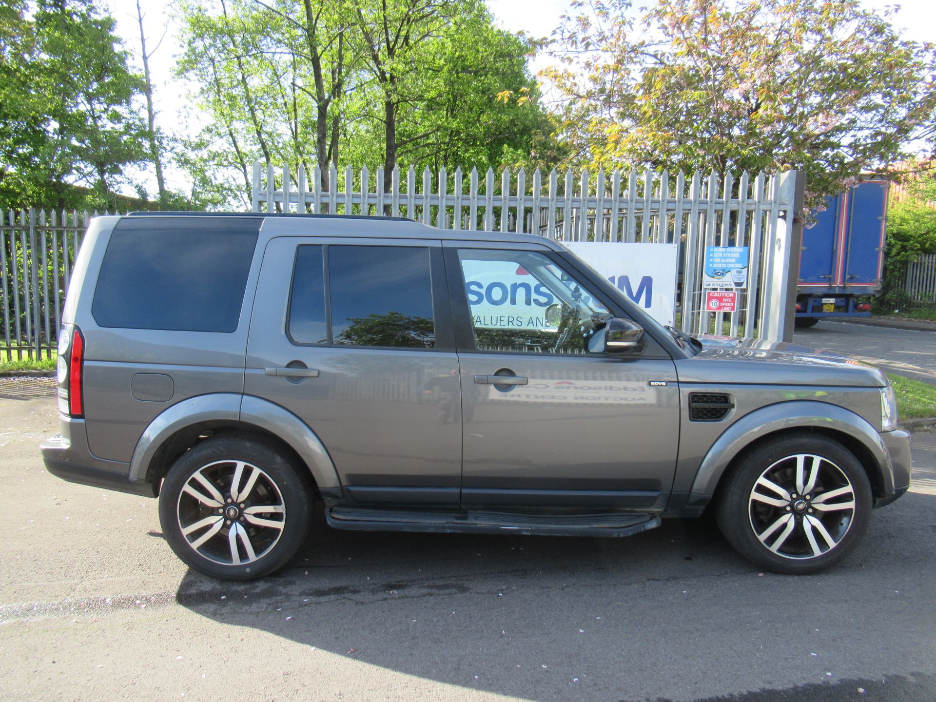 2015 GREY LAND ROVER DISCOVERY SE SDV6 AUTO, Reg: HJ65 OEN, Engine Size ...