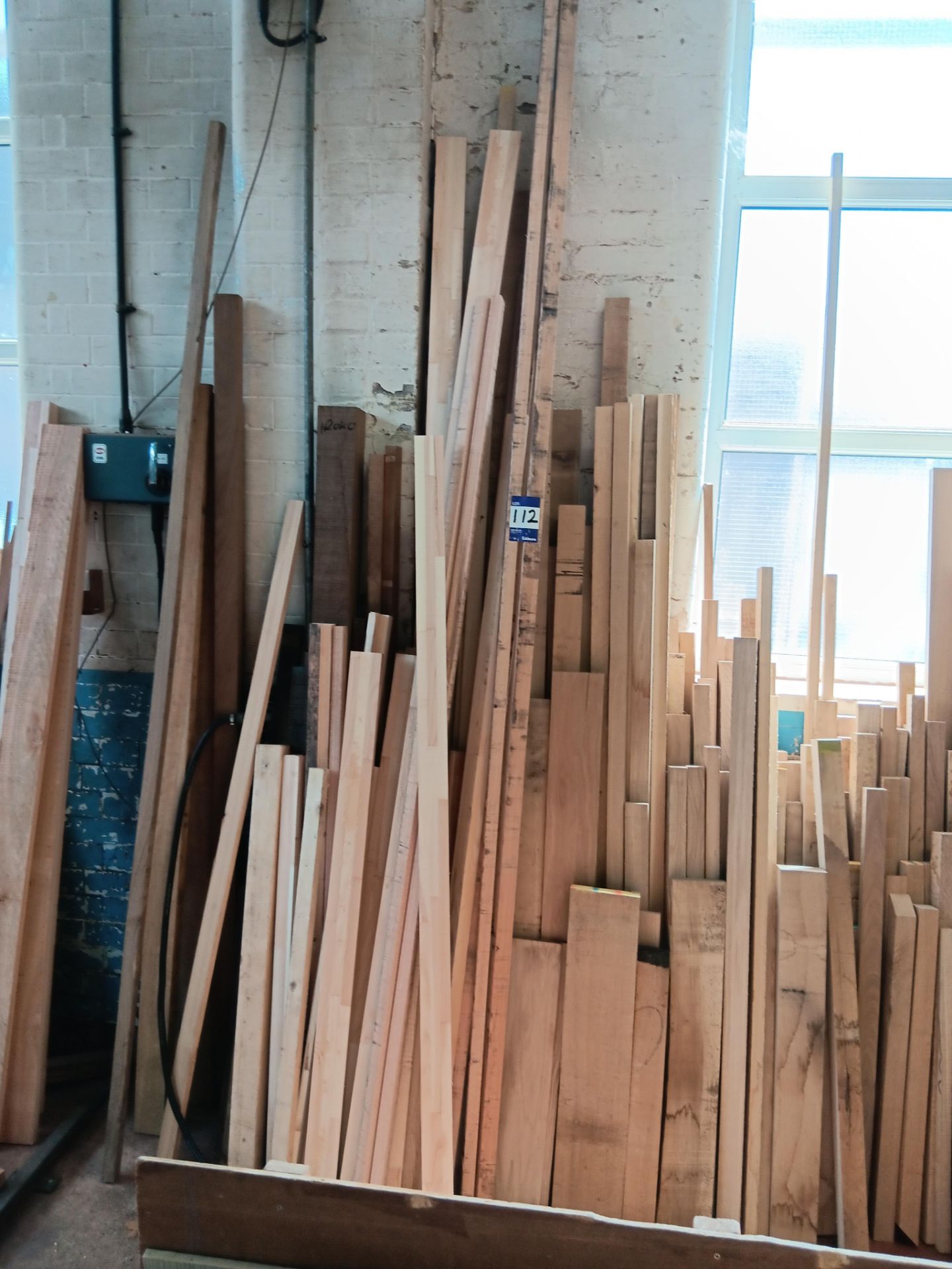 Quantity of timber off cuts