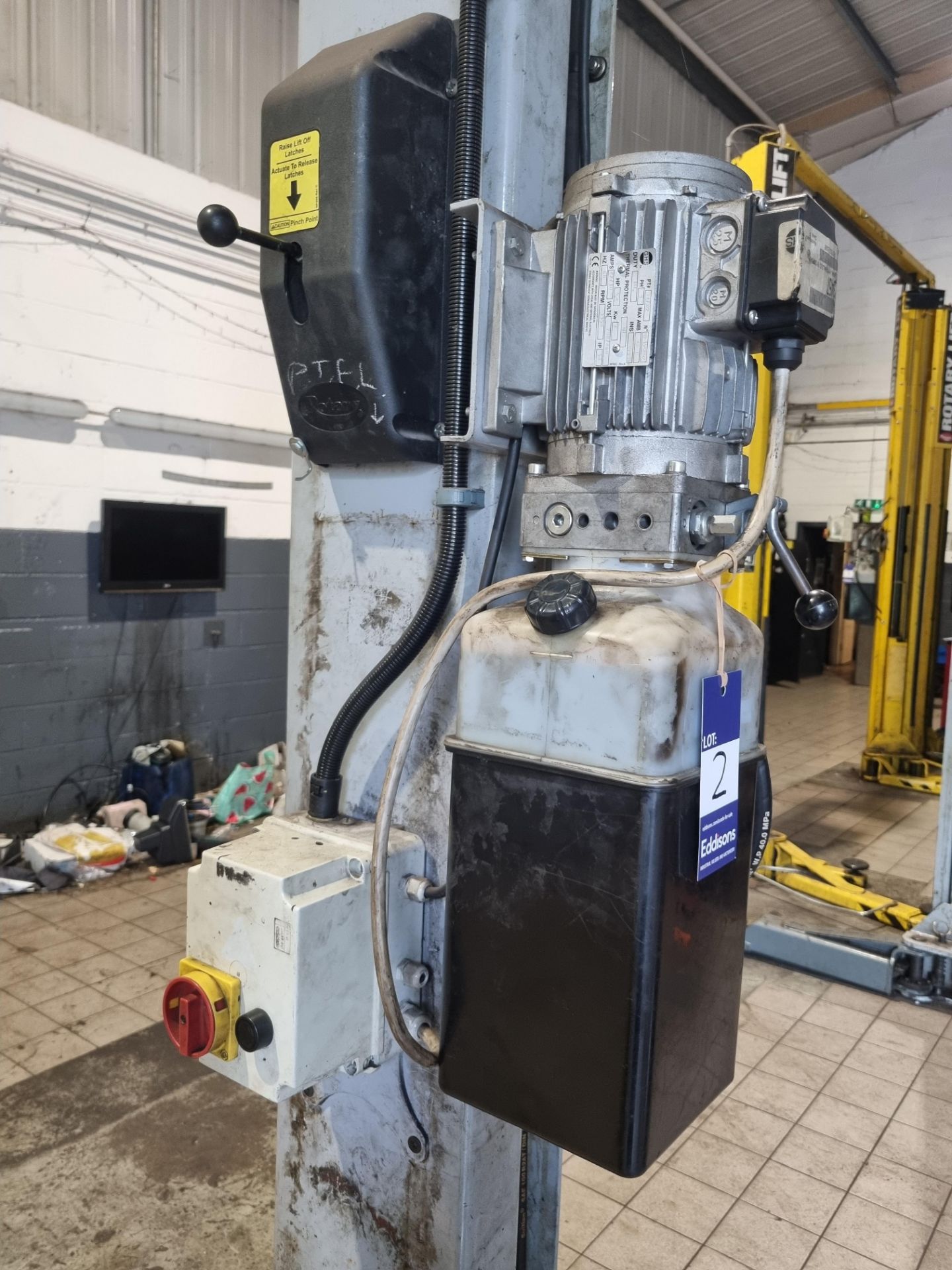Rotary 2-post, 4,000kg, surface mounted lift, model SP09E