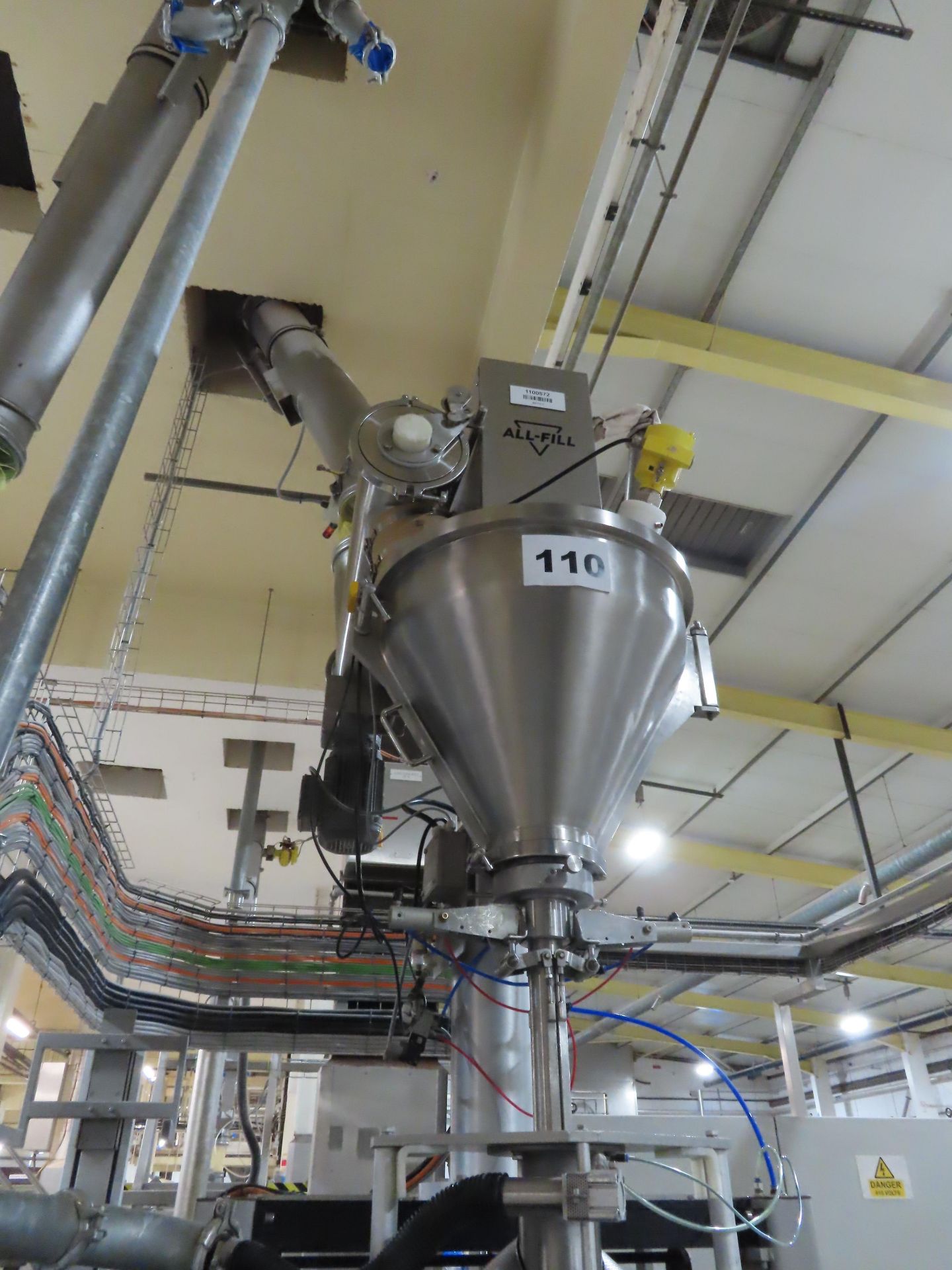 1 x S/s All Fill volumetric filler. Model S10. With a 38 litre hopper ...