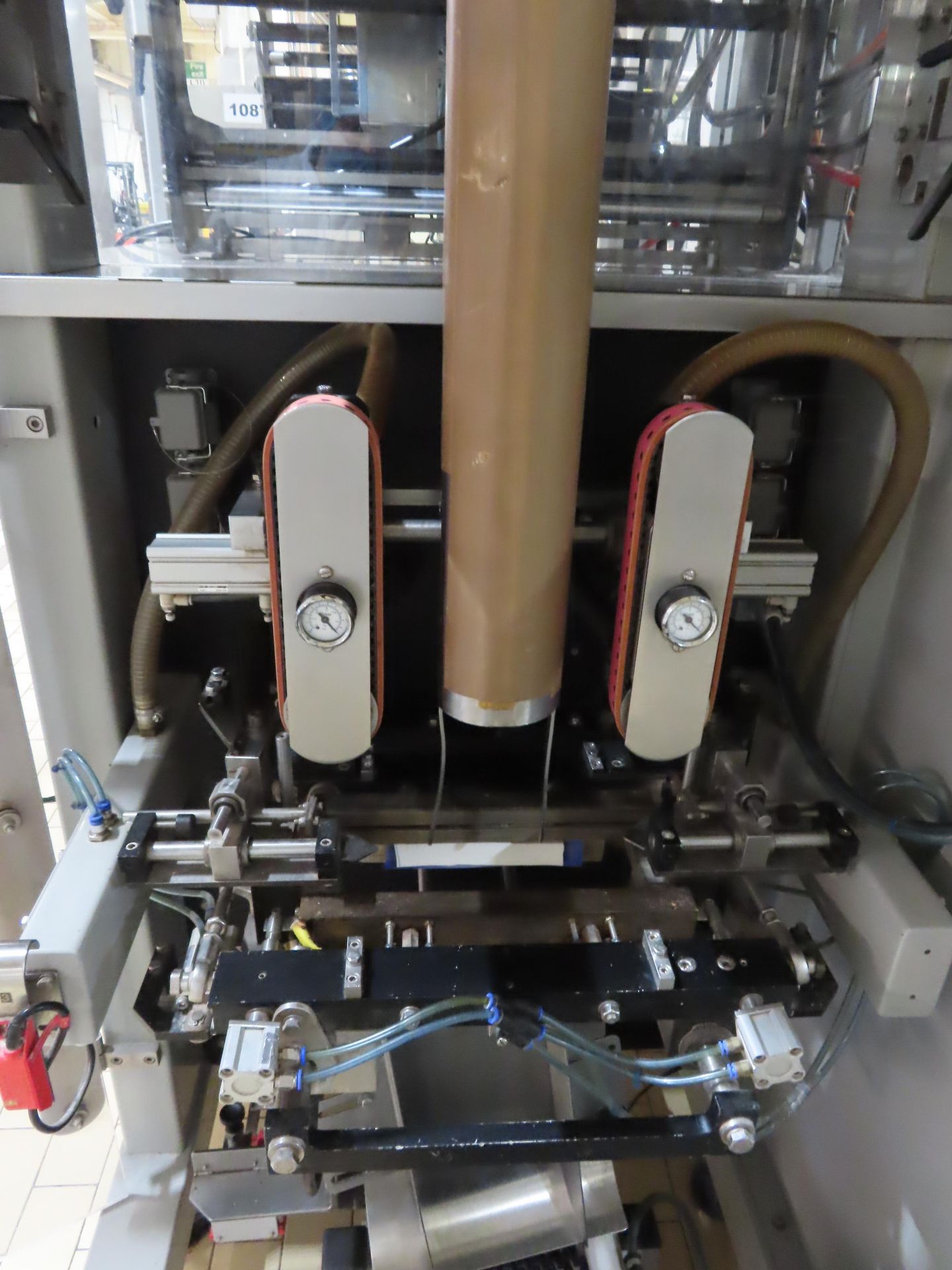 1 x GIC twin bagging system. Both baggers have Smart Date X40 controls ...