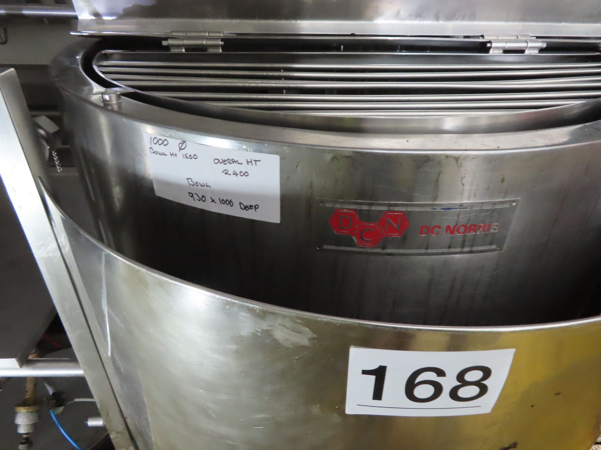 1 x DC Norris cooking vessel. 500 litre. On weigh cells. With high ...