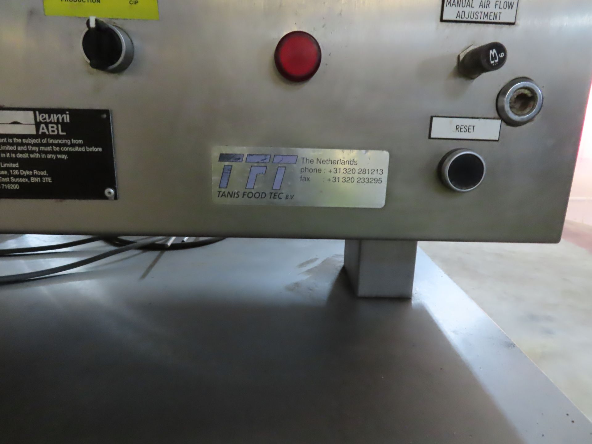 1 x Tannis Foodtech aeration machine with batter mixer. Approx. 900 mm ...