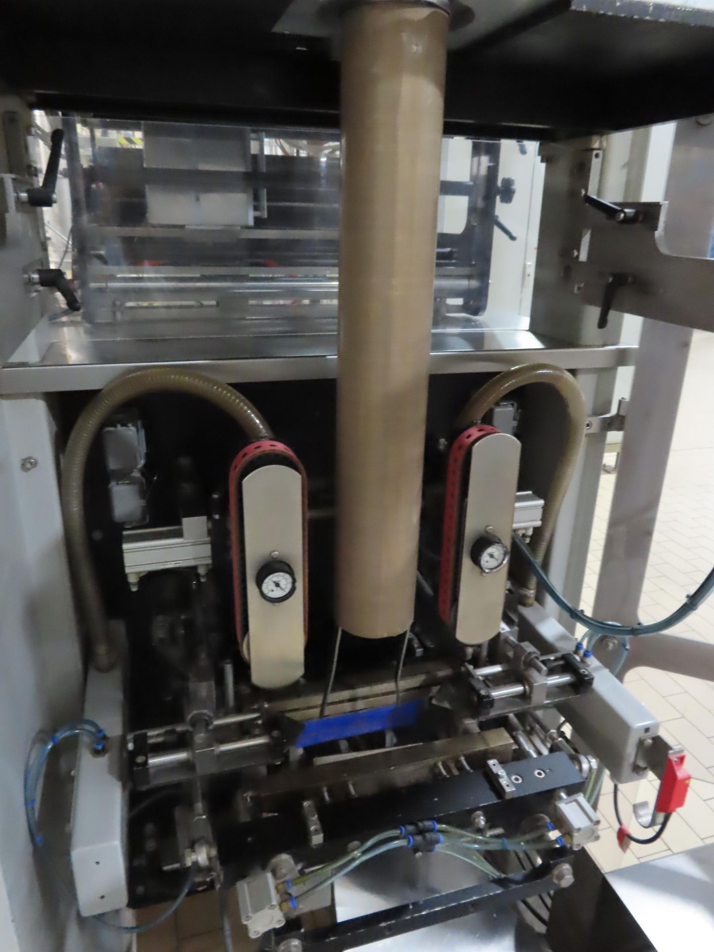 1 x GIC twin bagging system. Both baggers have Smart Date X40 controls ...