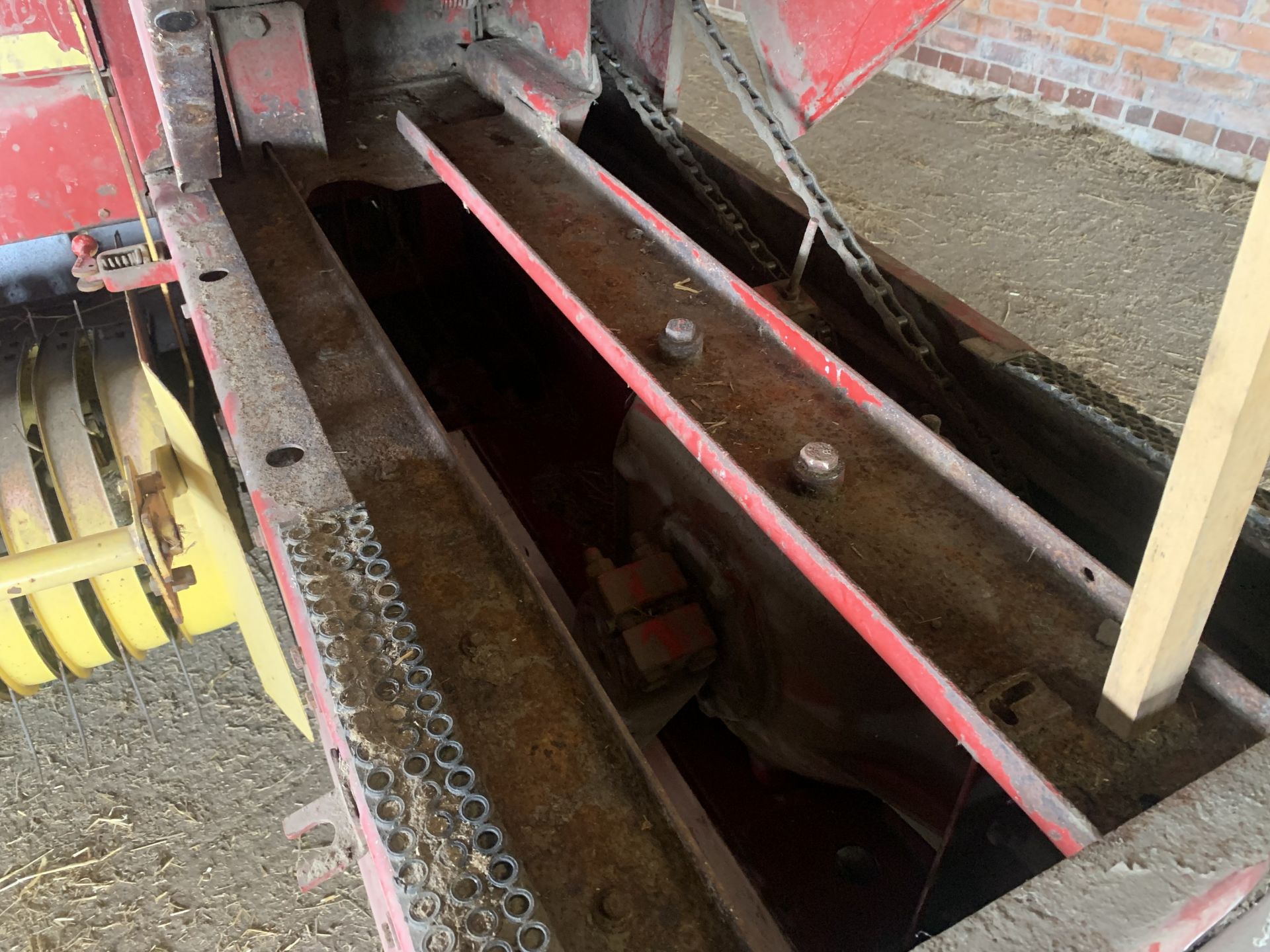 NO VAT New Holland 378 baler (sledge bracket to be removed if sold ...