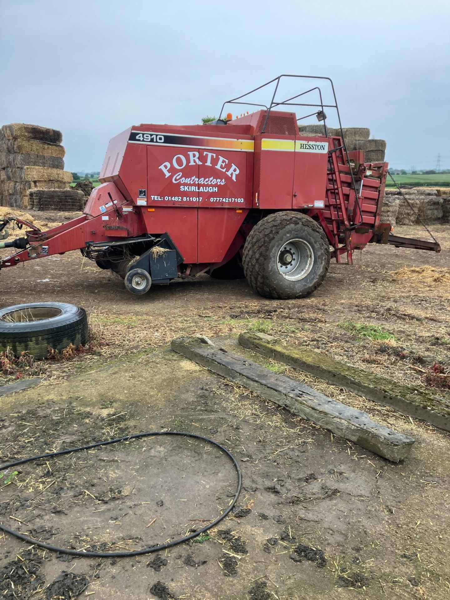 1999 Hesston 4910 4x4 baler, 97000 bales