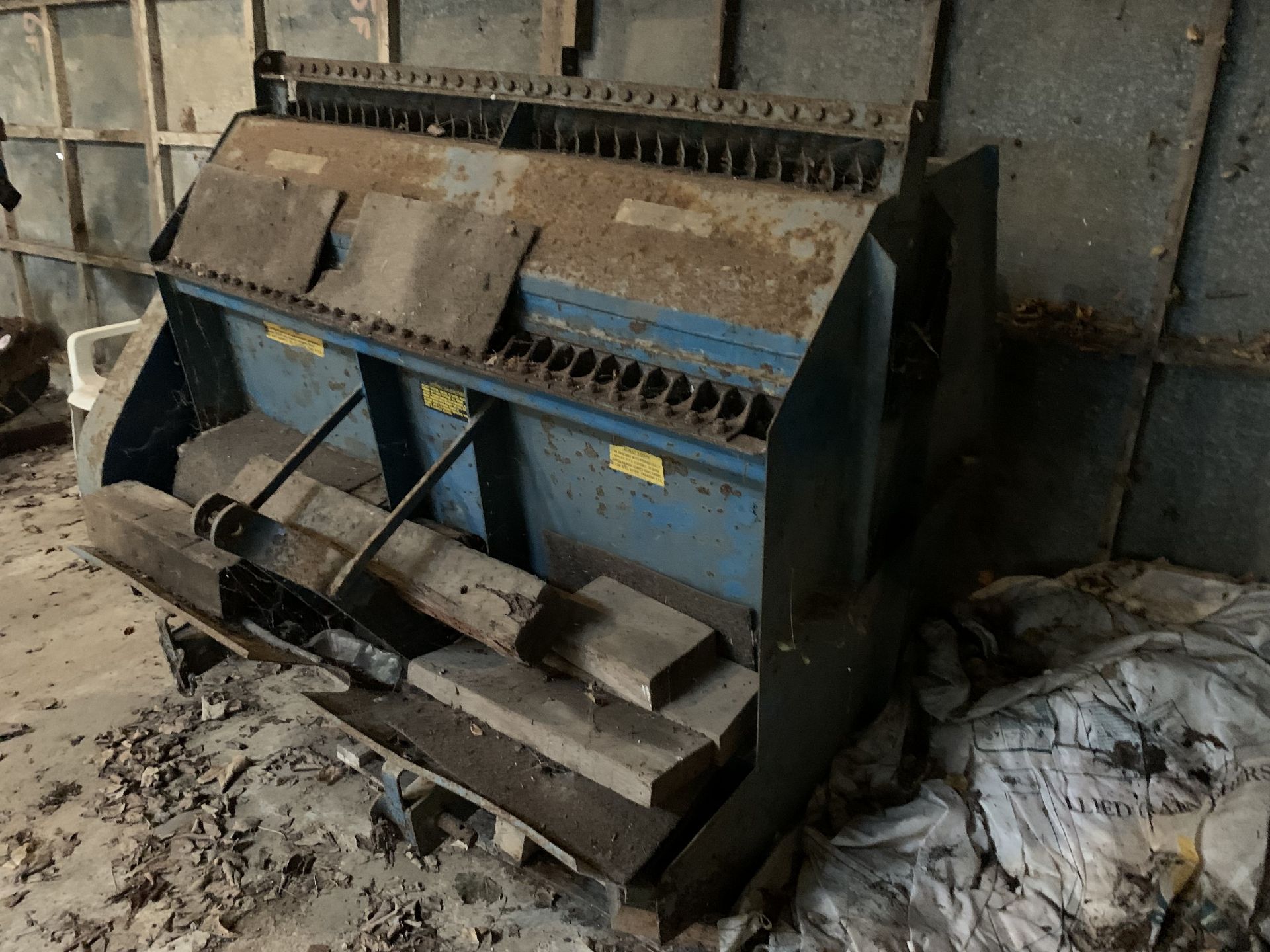 Kidd PTO driven mounted straw chopper