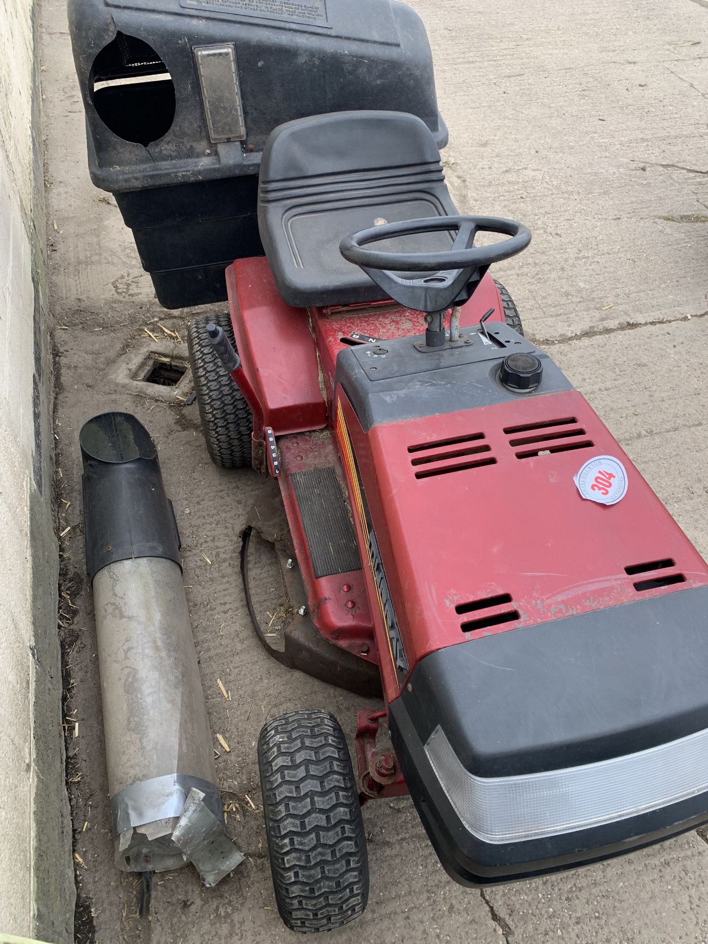 Murray 12HP/30 ride on mower, wo