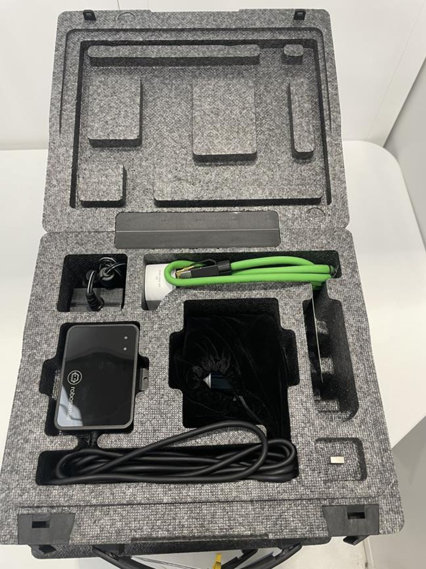 Suteng RS-LiDAR-16 advanced 3D LiDAR sensor kit with accessories and case
