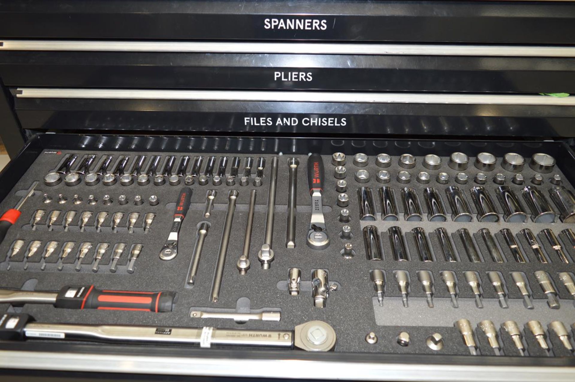 Dura, multidrawer tool chest with spanners, pliers, files and chisels ...