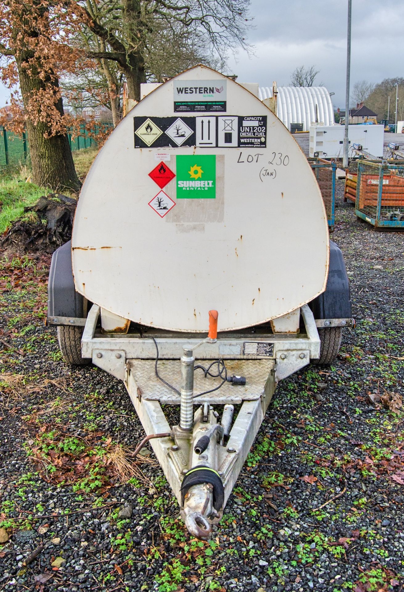 Western Abbi 1940 litre bunded fast tow fuel bowser c/w manual pump ...