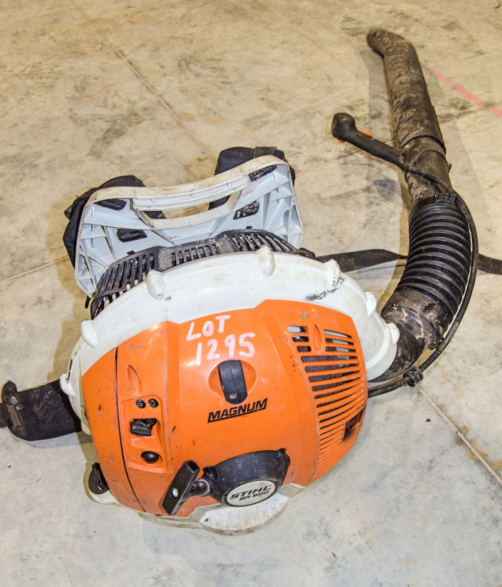 Stihl BR600 petrol driven back pack leaf blower A740428